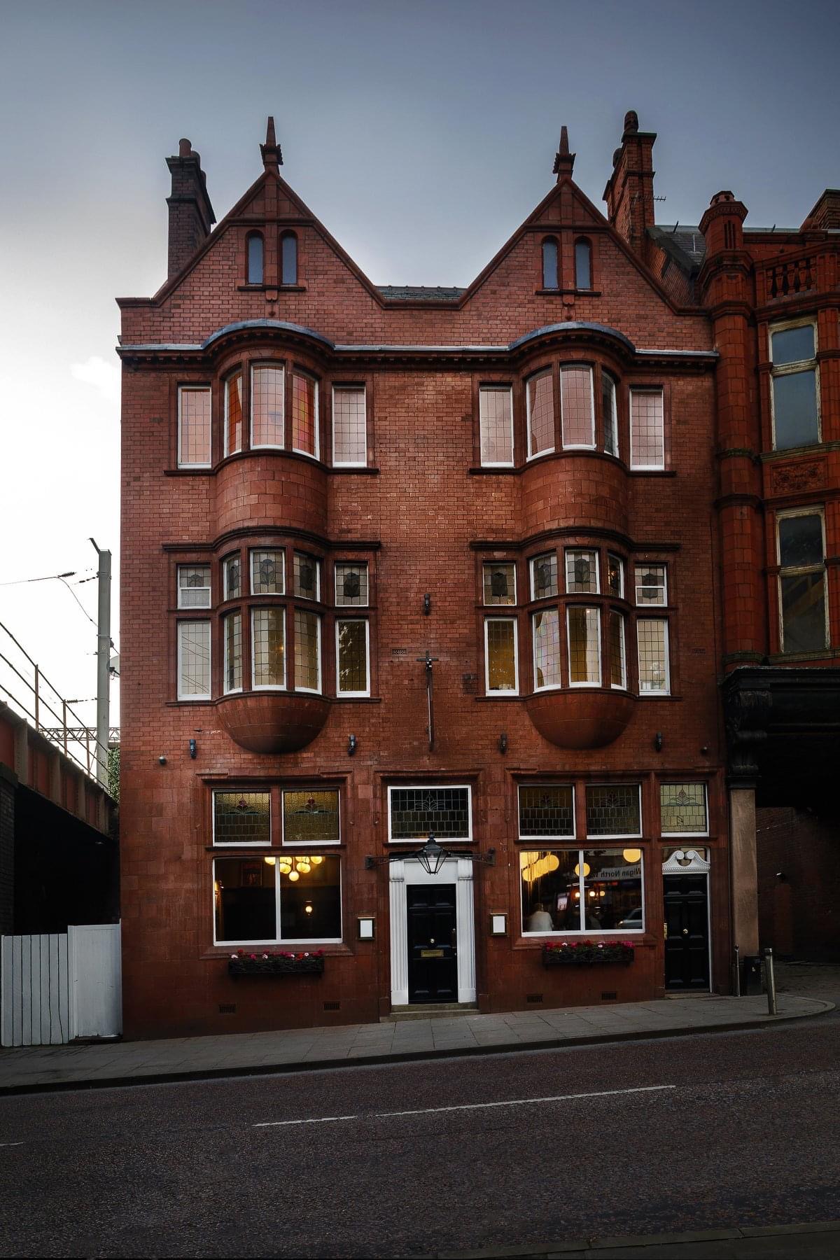 Swan & Railway Hotel, Wigan - Grade II Listed Pub