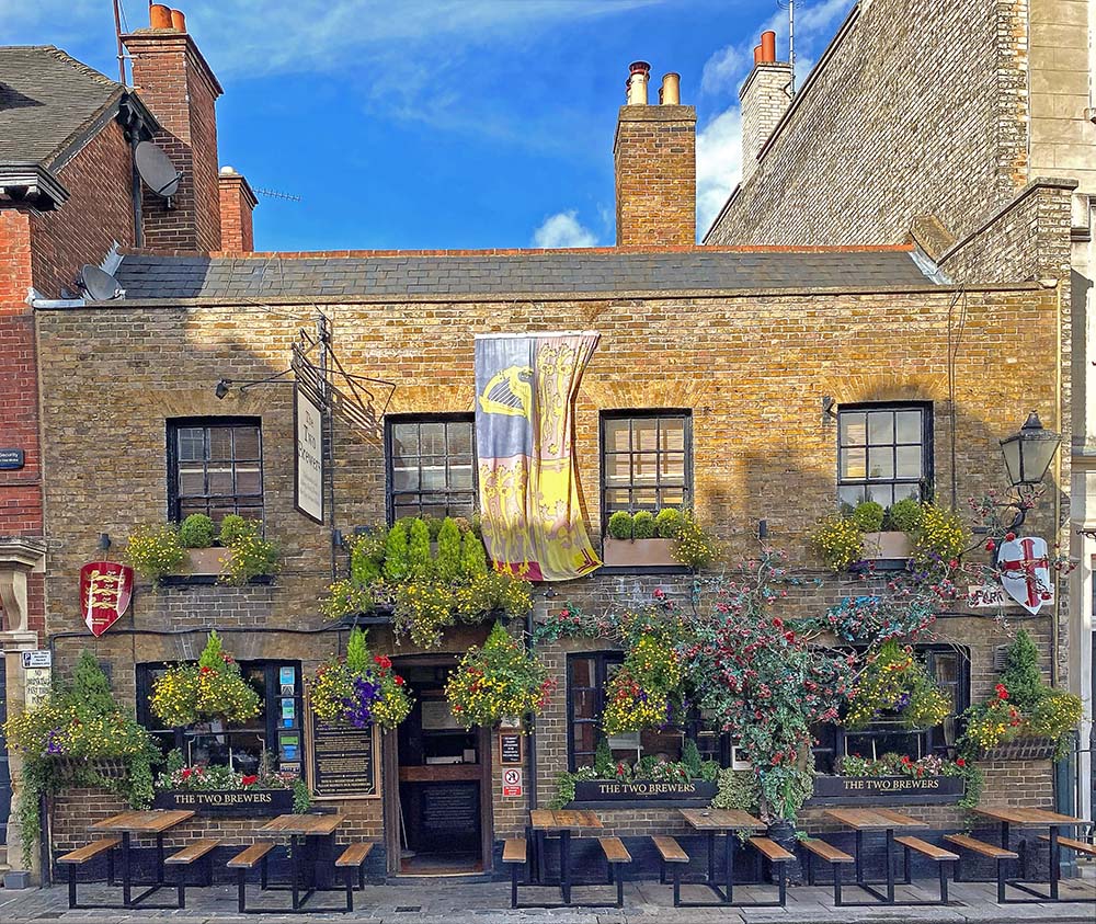 Two Brewers, Windsor | CAMRA